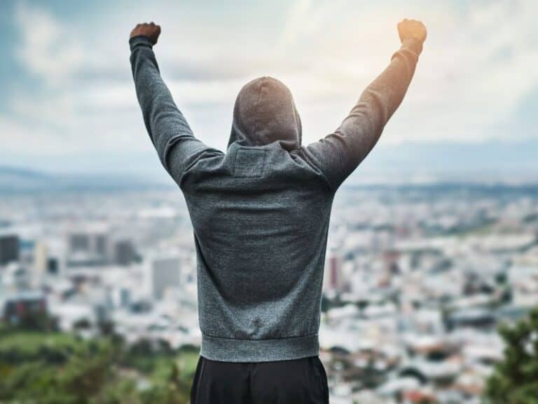 50 meaningful ways to express gratitude to others and yourself